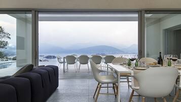 Villa, 4 quartos, piscina privativa, vista para o jardim | Sala de jantar