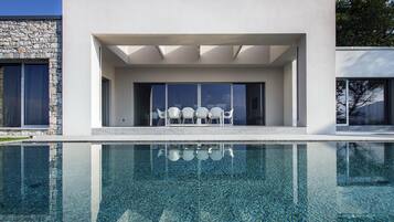 Villa, 4 quartos, piscina privativa, vista para o jardim | Piscina | Piscina exterior