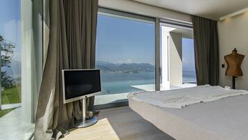 Vila, 4 quartos, piscina particular, vista para o jardim | 4 quartos