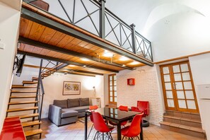 Trastevere Vintage Artistic Loft Reviews, Deals & Photos 2026 - Expedia