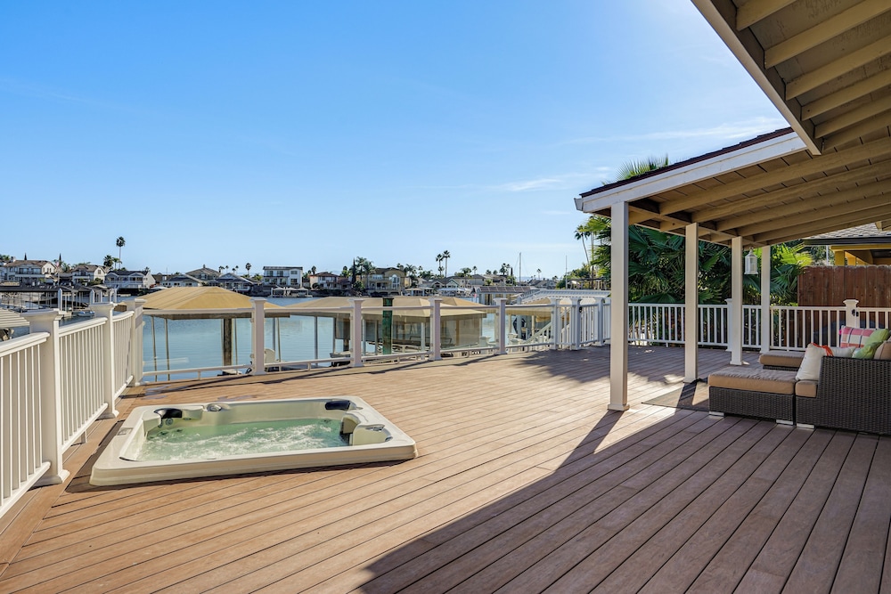 5 Min To Fast Water: Waterfront Discovery Bay Home - Brentwood