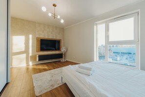 Secretária adequada para computadores portáteis, Wi-fi grátis 