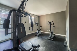 Apartamento básico | Sala de fitness