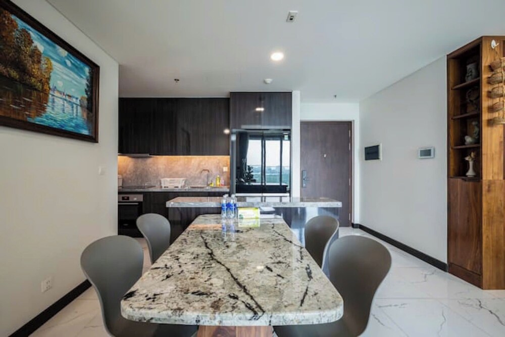 Miso Luxstay Kingdom 101 Residence Reviews, Deals & Photos 2025 - Vrbo