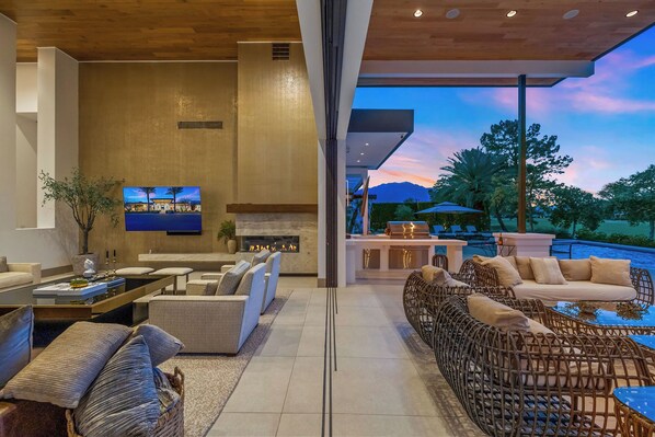 'Villa Serena' A Desert Masterpiece Reviews, Deals & Photos 2026 - Expedia