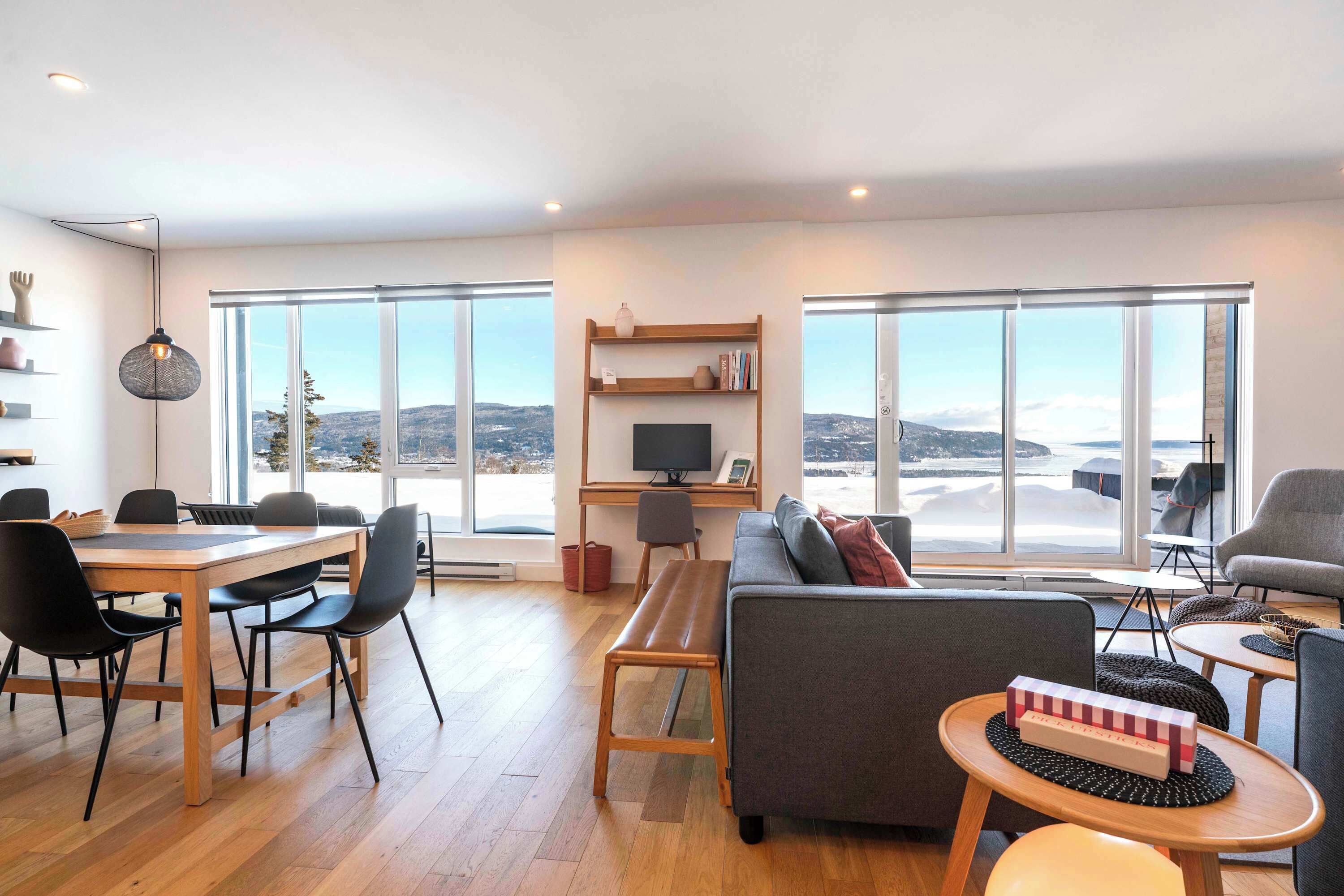 102 [ Upscale Condo | River View Terrace - Baie-Saint-Paul, QC