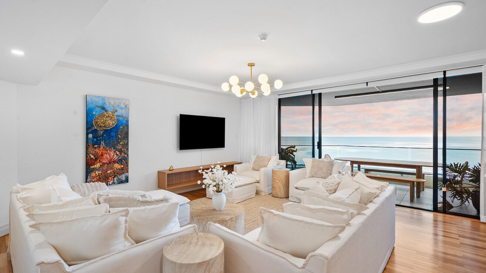 Luxury Oceanview Penthouse At Northshore Tower Cairns - Cairns