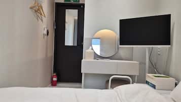 Quarto casal standard, sacada | Wi-Fi de cortesia