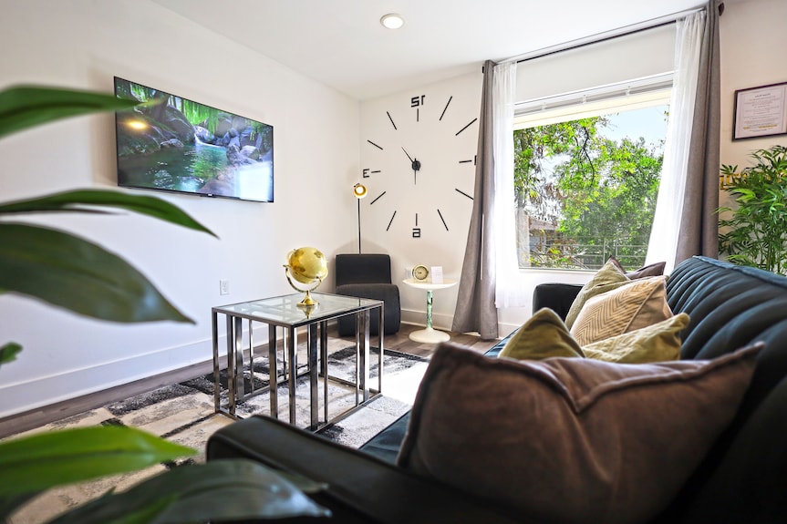 Private Preserve Retreat By Downtown Dallas - Dallas, TX