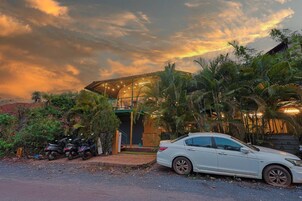 Fachada da propriedade