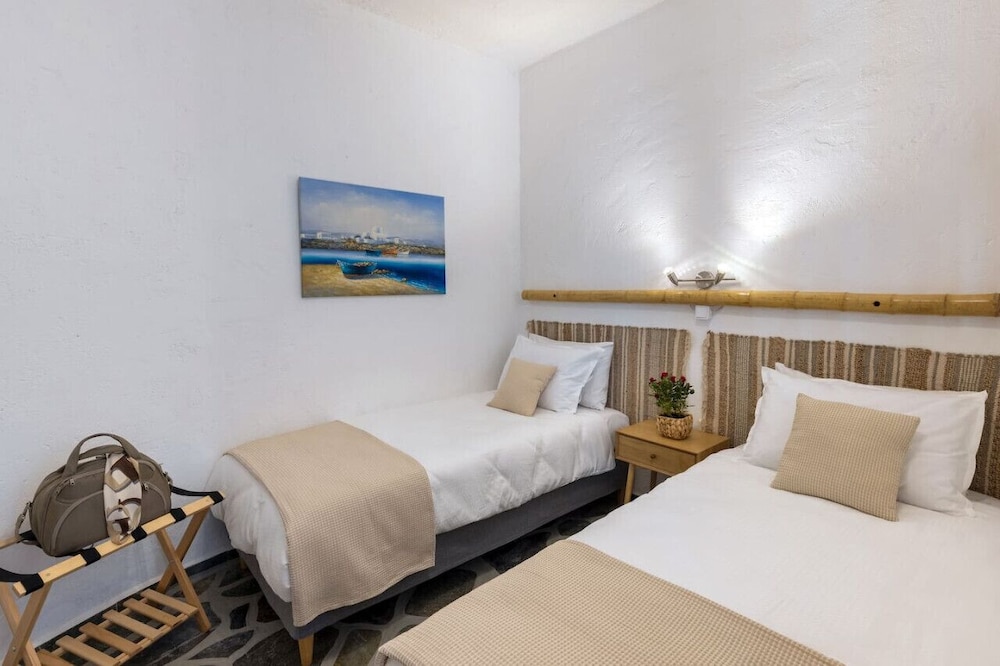 Aegean View Seaside Home with Sea Access - Syros | FeWo-direkt