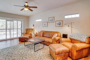 Casa (2 Bedrooms) | Interior