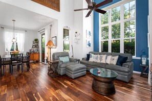 Apartamento em Condomínio Fechado, 2 quartos | Sala de estar