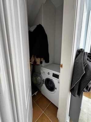 Townhouse 2 levels in Aloha Lake Village, Marbella: 3 bedrooms, terrace ...