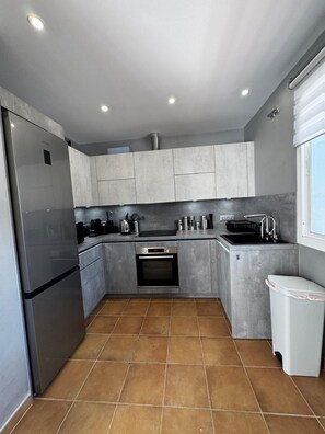 Townhouse 2 levels in Aloha Lake Village, Marbella: 3 bedrooms, terrace ...