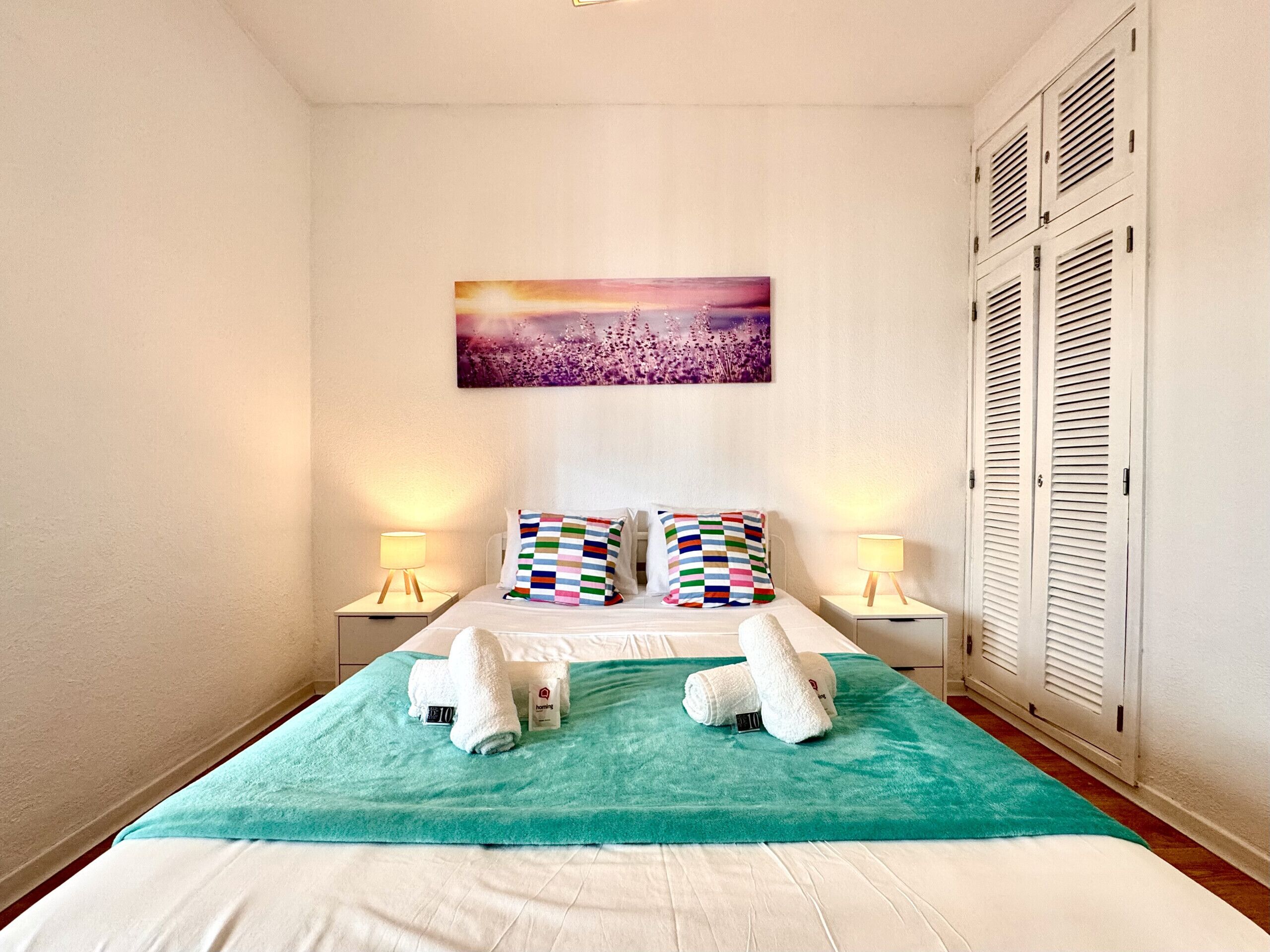 1 quarto, roupa de cama fornecida 