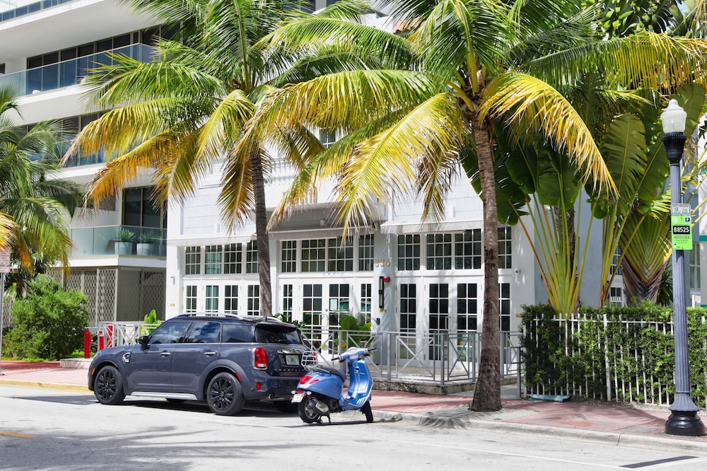 The Julia Hotel - Fisher Island, FL
