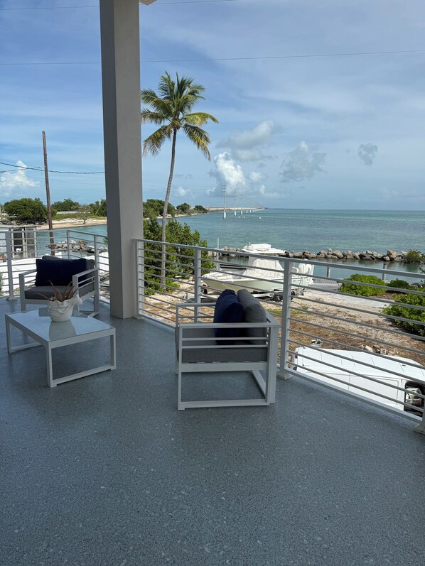 The Octopus house is a new fabulous water front home in Marathon ...