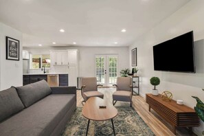 Family & Pet Friendly-Pool Table Reviews, Deals & Photos 2026 - Expedia