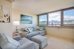 Waikiki great view on 34th floor 1BR corner unit & Large terrace! New ...