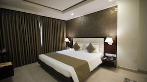 Quarto Duplo Executivo, Vista para a cidade | Secretária, Wi-fi grátis