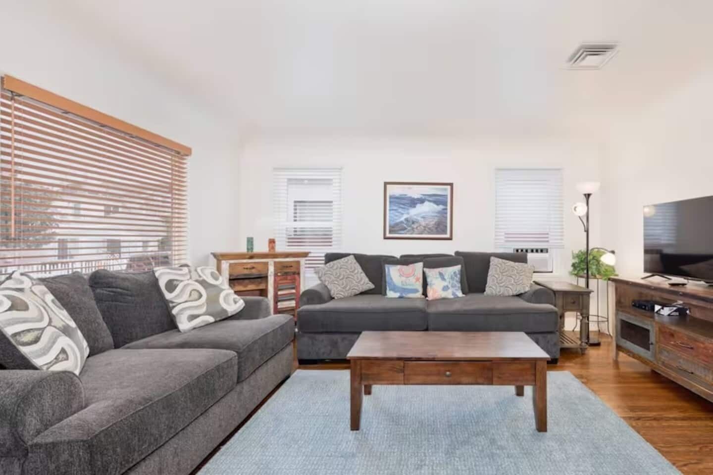 Stay In The Heart Of Mission Beach, San Diegosteps From The Beach And Bay. Walk To Belmont Park, The Boardwalk, Restaurants, And Shops. Private Coastal Retreat With Unbeatable Walkability In One Of San Diegos Top Beach Neighborhoods. - Liberty Station - San Diego