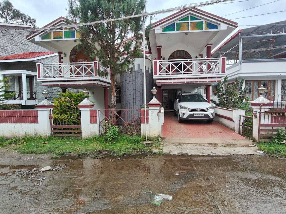 Sunshine Royale - Kodaikanal