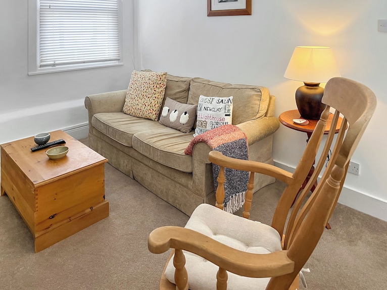 2 Bedroom Accommodation In Eye - ディス