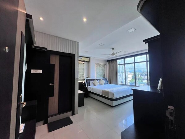 Quarto Duplo Executivo | Secretária, secretária adequada para computadores portáteis