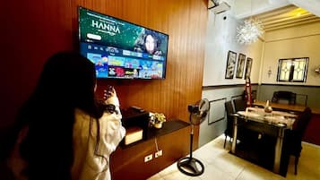 Apartamento, 2 quartos, para fumantes, sacada | Comodidades do quarto