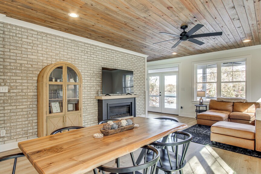 Unplugged Getaway On Lake Secession! Home W/ Dock - Lake Secession, SC