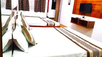 Quarto Premium | Secretária, secretária adequada para computadores portáteis