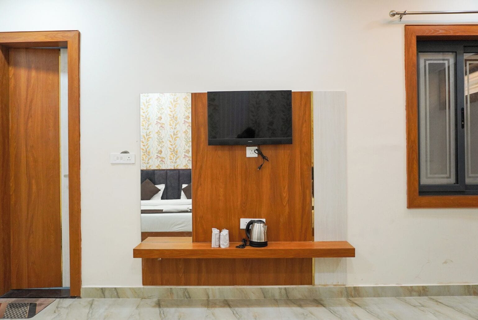 Quarto Duplo Deluxe, varanda, Vista para a cidade | Wi-fi grátis 