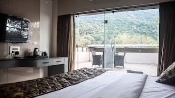 Quartos insonorizados, ferro/tábua de engomar, Wi-fi grátis