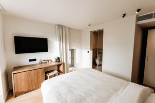 Quarto Duplo | Minibar, cofre no quarto, secretária, quartos insonorizados 