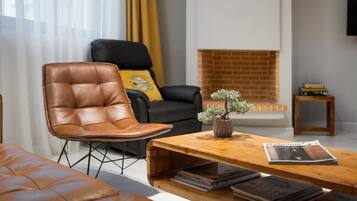 Casa | Sala | Televisor LED de 45 polegadas com canais via satélite