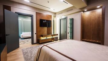 Quarto Duplo Deluxe, Vista para a cidade | Cofre no quarto, cortinas/cortinados opacos, Wi-fi grátis