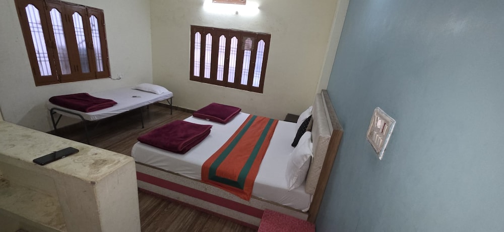 Banaras Holiday Home - Varanasi