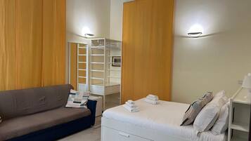 Apartamento (2 Bedrooms) | 2 quartos, ferro/tábua de engomar, roupa de cama fornecida