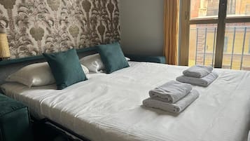 Quarto Quádruplo (1 Bedroom) | 1 quarto, berços/camas para crianças, Wi-fi grátis