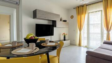 TV de tela plana 32 polegadas com canais a cabo