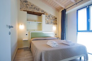 Apartamento Comfort, 2 quartos, varanda, vista para a montanha | Cortinas/cortinados opacos 