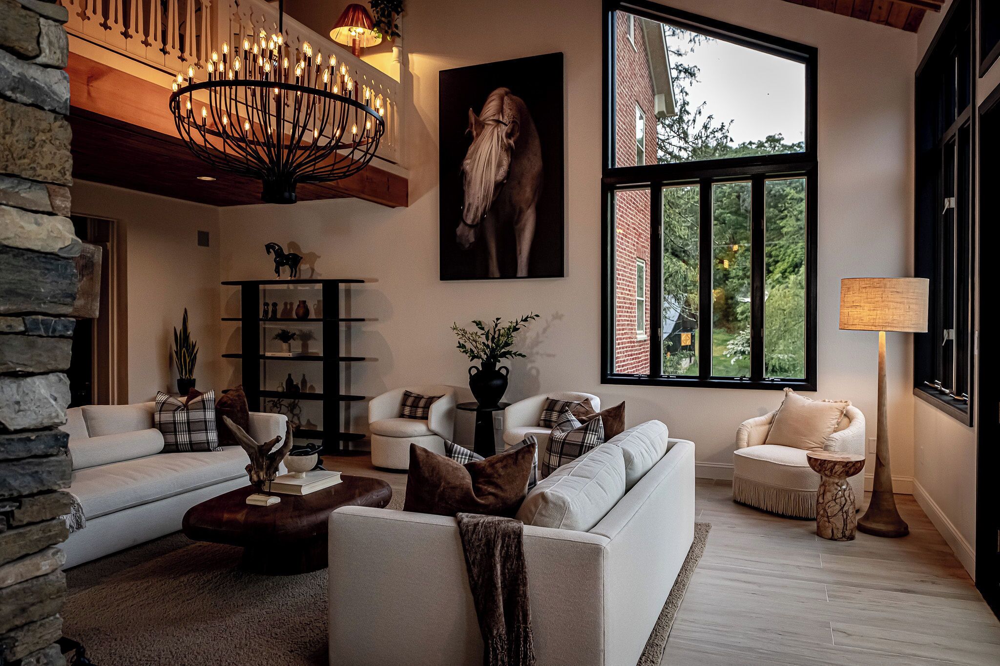 Luxury Farmhouse Estate On 66 Private Acres | 5 King Suites | Gardens + Trails - Shepherdstown, WV