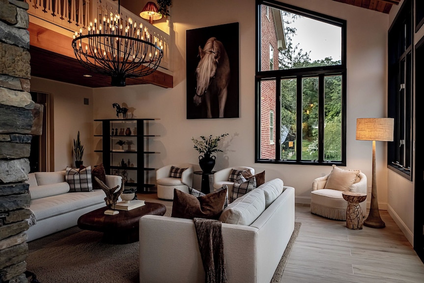 Luxury Farmhouse Estate On 66 Private Acres | 5 King Suites | Gardens + Trails - Washington Monument State Park, Middletown