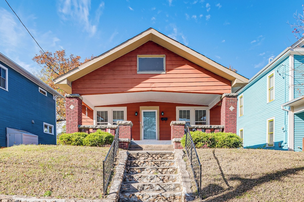 Family Retreat W/ Yard < 1 Mi To Dtwn Durham! - Chapel Hill, NC