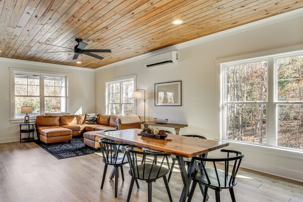 Unplugged Getaway On Lake Secession! Home W/ Dock - Lake Secession, SC