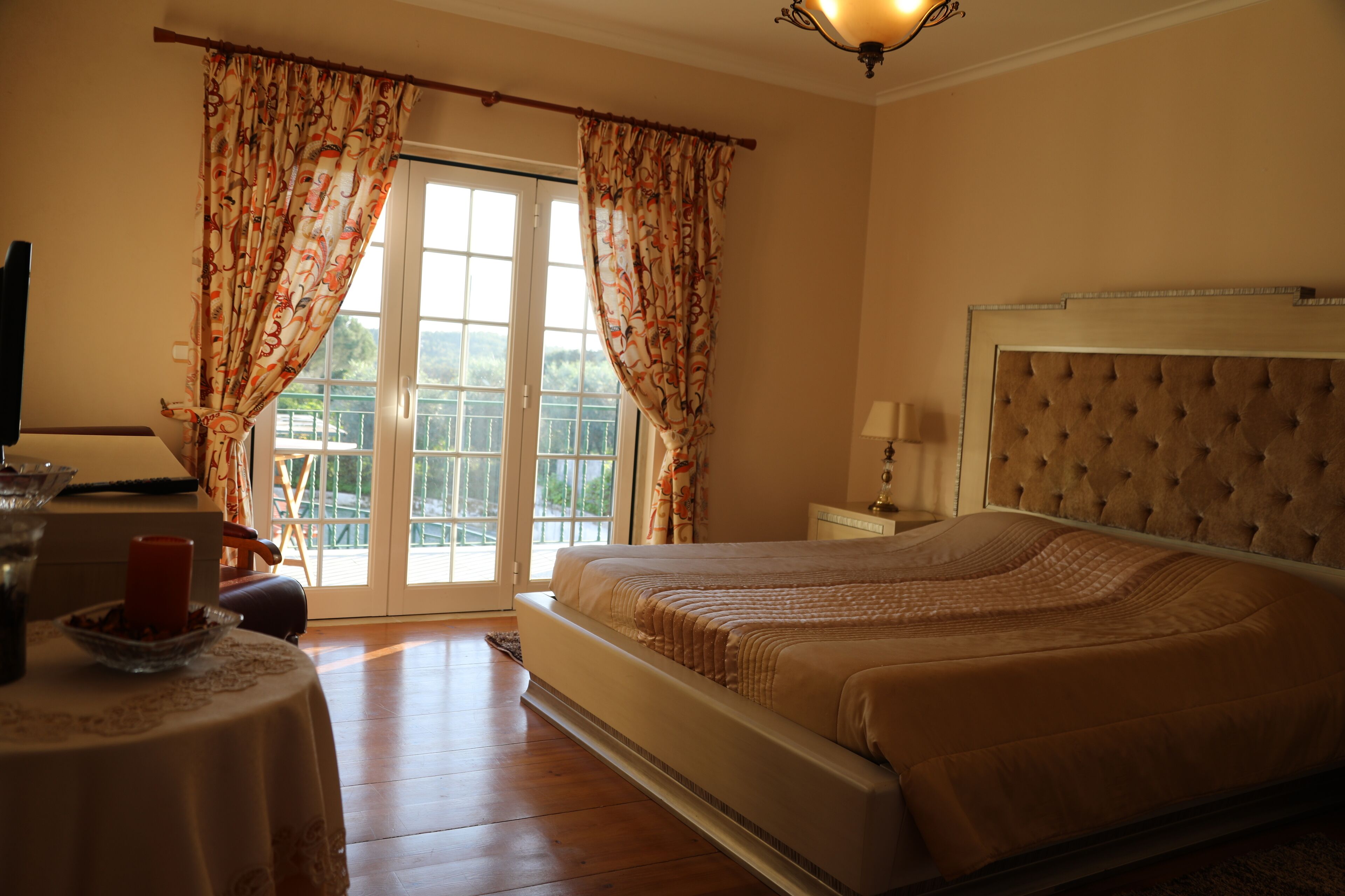 Quarto Deluxe, varanda, vista para a piscina | Wi-fi grátis 