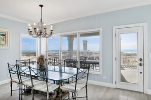 Casa, várias camas (USA Beach House) | Restaurantes