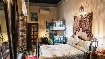 Quarto Familiar, pátio, vista para o resort | Wi-fi grátis