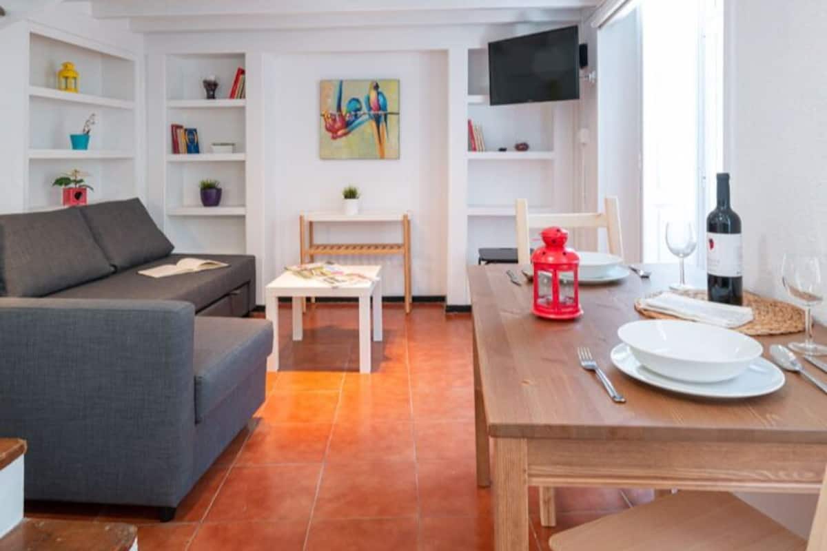 Televisor de ecrã plano de 40 polegadas com canais digitais